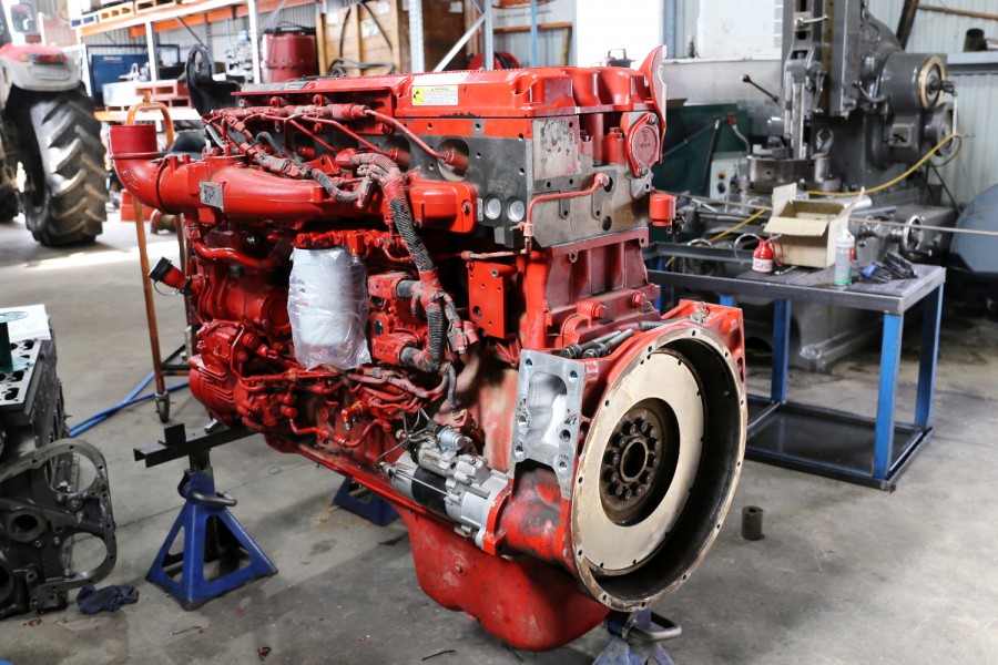 Kenworth Cummins Engine Rebuild
